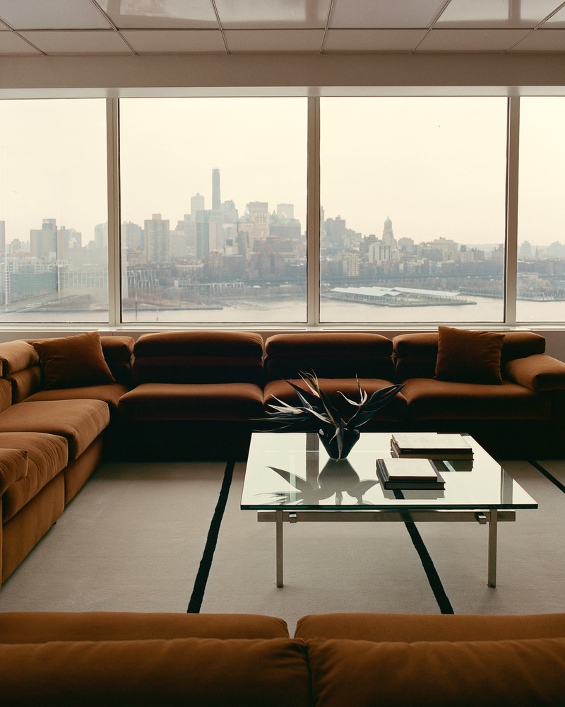 Norr Mälarstrand 01 – Dusty White/Black | By Andreas Martin-Löf ...