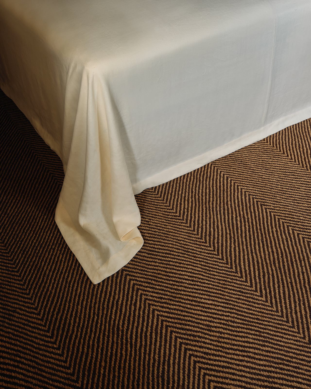 Jute Herringbone – Natural/Brown | Natural Jute Rug | NORDIC KNOTS