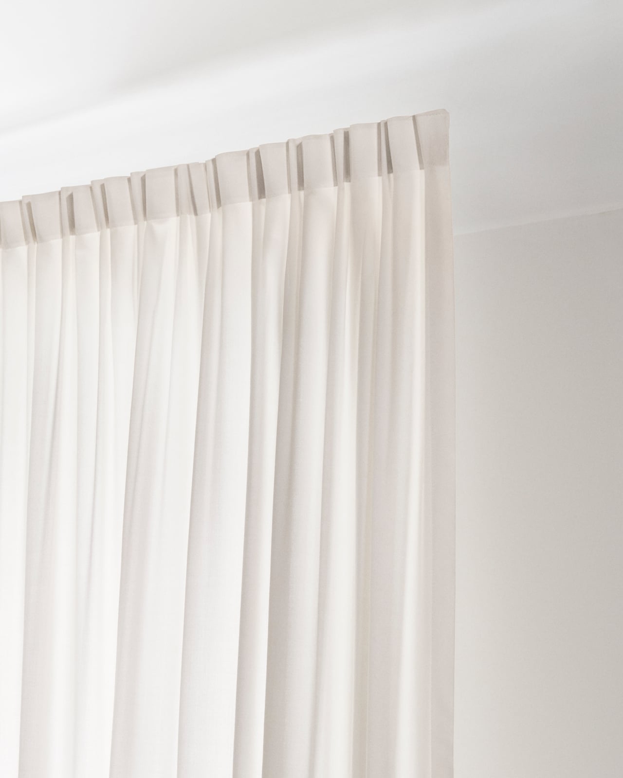 Low 2-Finger Hooks – 16pcs | 2-Finger Hooks – 16pcs | NORDIC KNOTS