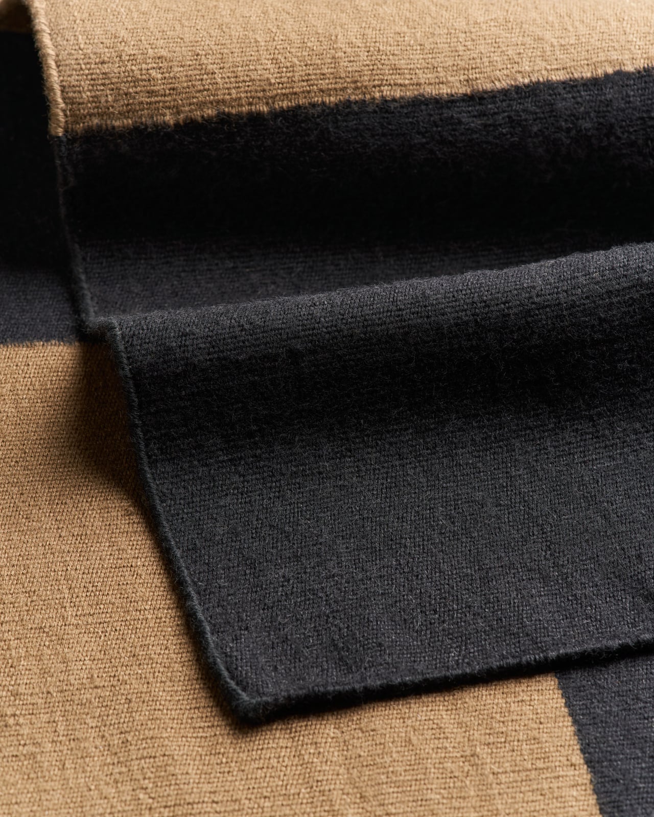 Square Kilim – Tobacco | Patterned Bedspread | NORDIC KNOTS