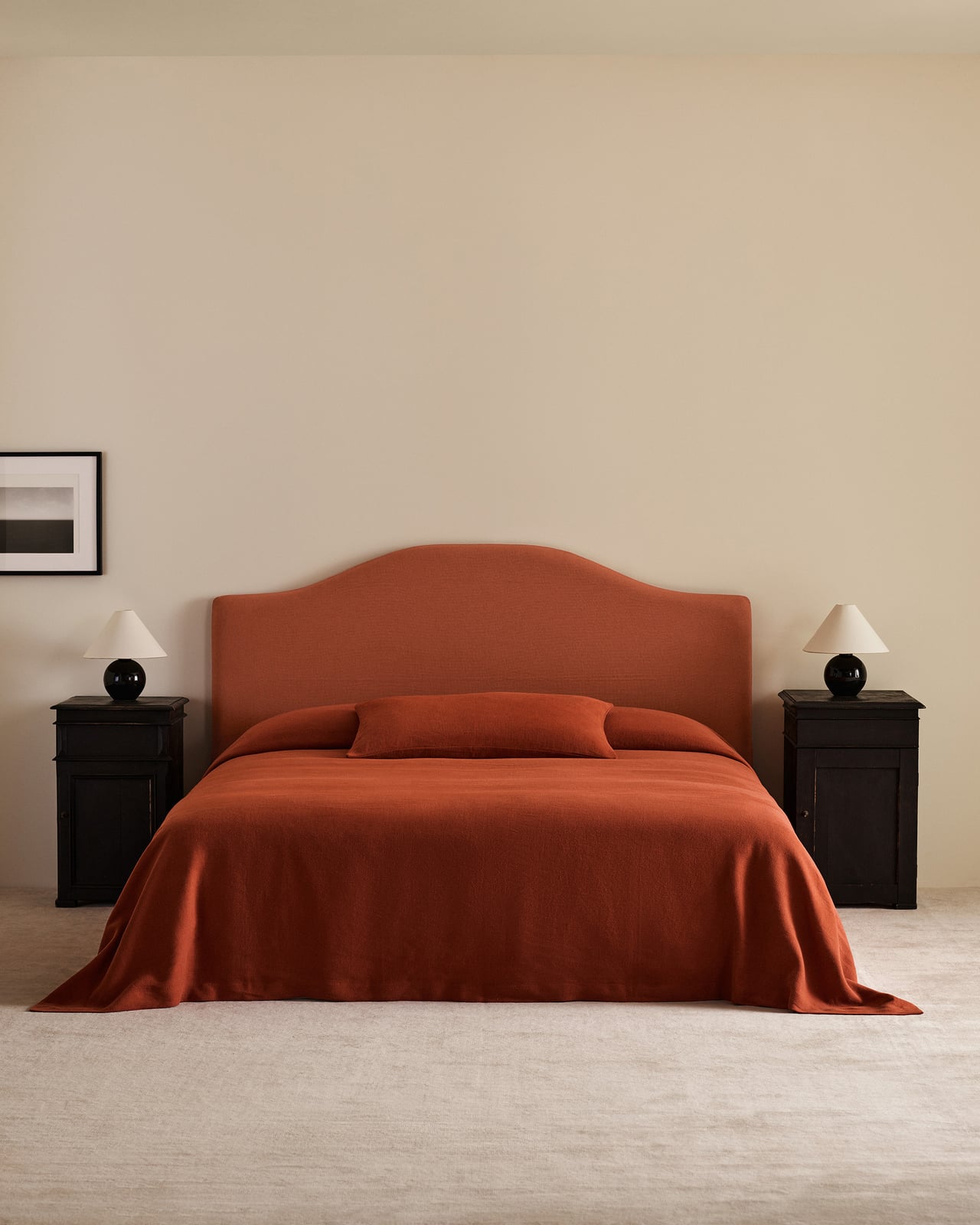 Studio Linen – Burnt Red | 100% Linen Bedspread | NORDIC KNOTS
